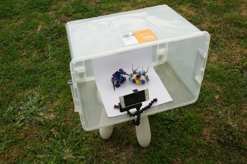 How to make a quick, cheap and easy lightbox for your LEGO photography ...